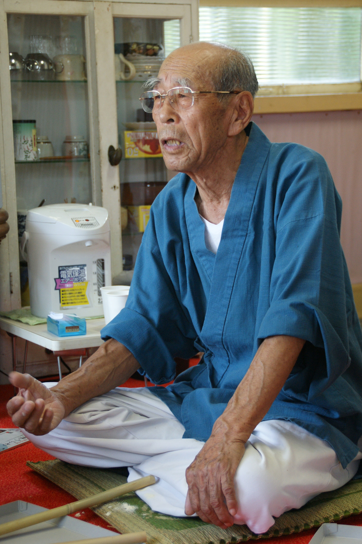 Functional and beautiful, Boshu uchiwa (fan) “Uyama workshop, Masao ...