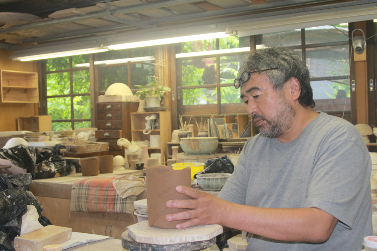 Pottery that brings warmth to everyday life: ceramic artist Yuichi ...